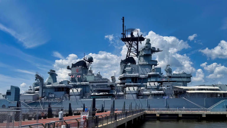 Come aboard USS New Jersey: The Iowa-class battleship that could fight ...