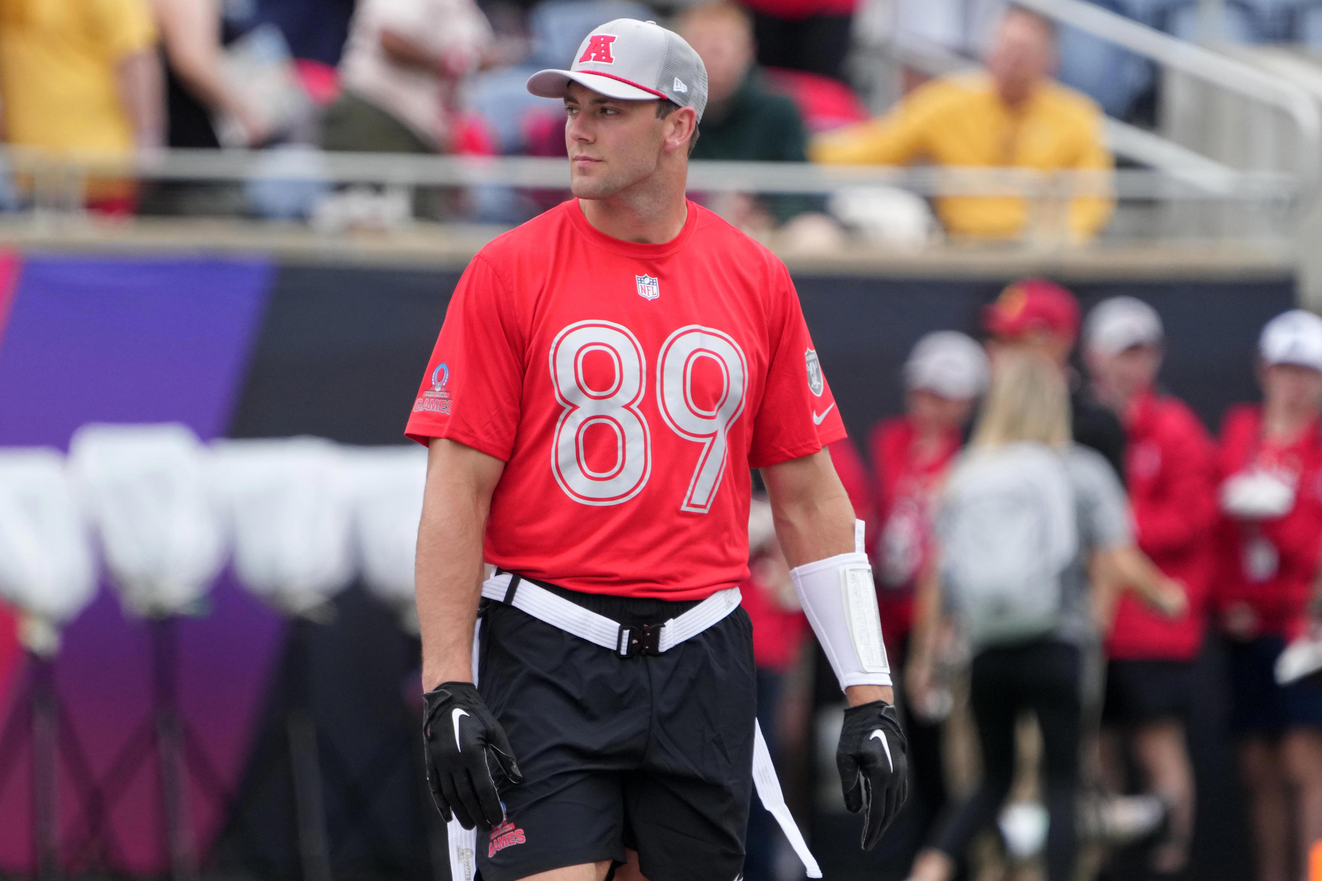 2 Raiders among leaders in Pro Bowl fan voting by position Week 14