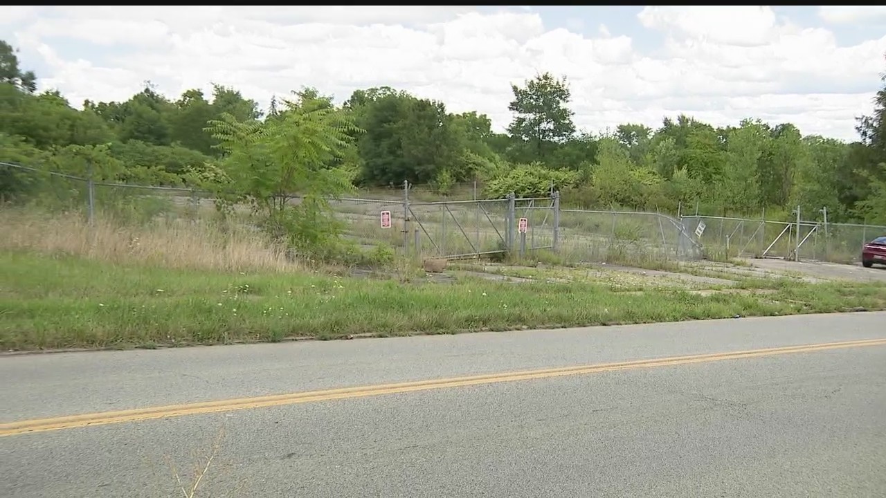 Developer wants to build apartments on old Woodside site