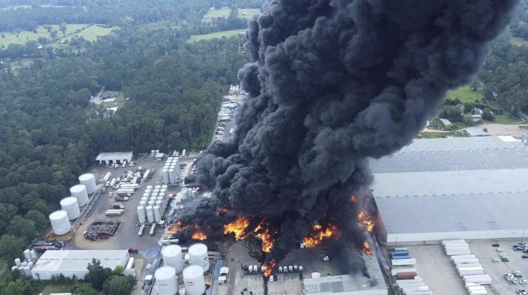 Explosion at Smitty’s Supply in Roseland causes mandatory evacuation