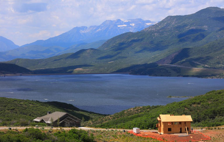 Utah reservoir levels are drastically declining, water usage increasing