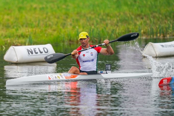 Fernando Pimenta defende hoje o título de K1 1.000 metros nos Mundiais ...