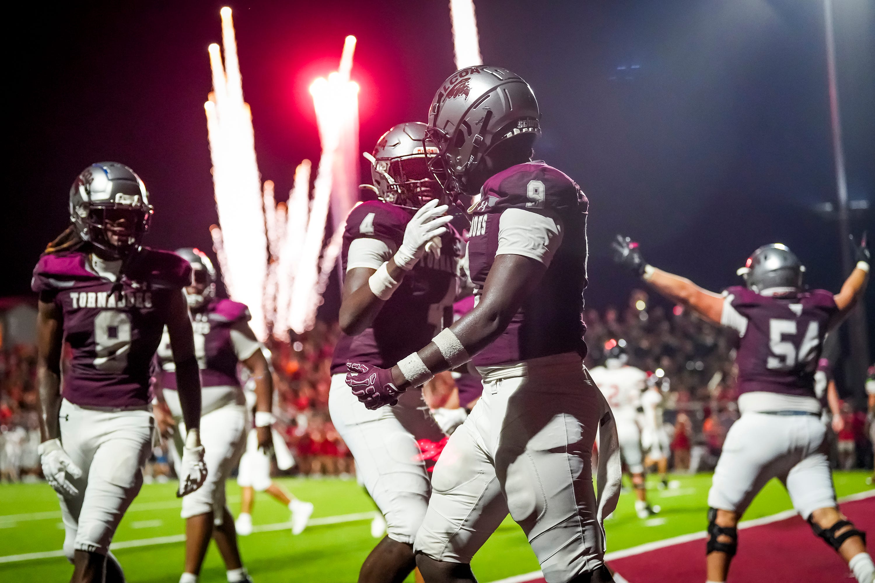 New Alcoa football QB Thomas Manu topples former team Maryville in Week ...
