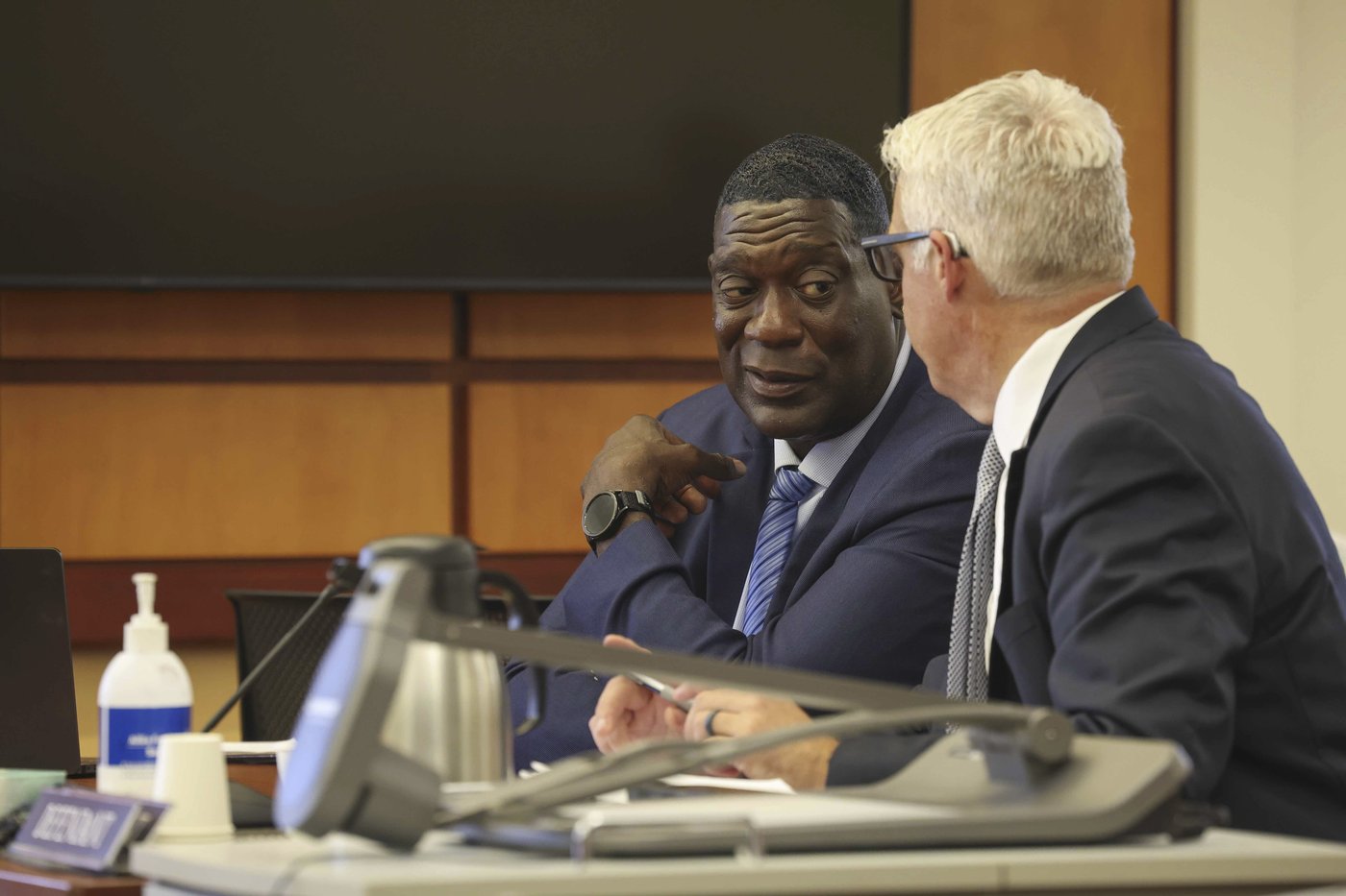 Former NBA star Shawn Kemp gets 30 days of home monitoring for ...