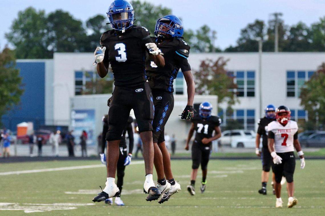 Garinger High ends 48-game losing streak, stops Winston-Salem Prep at home