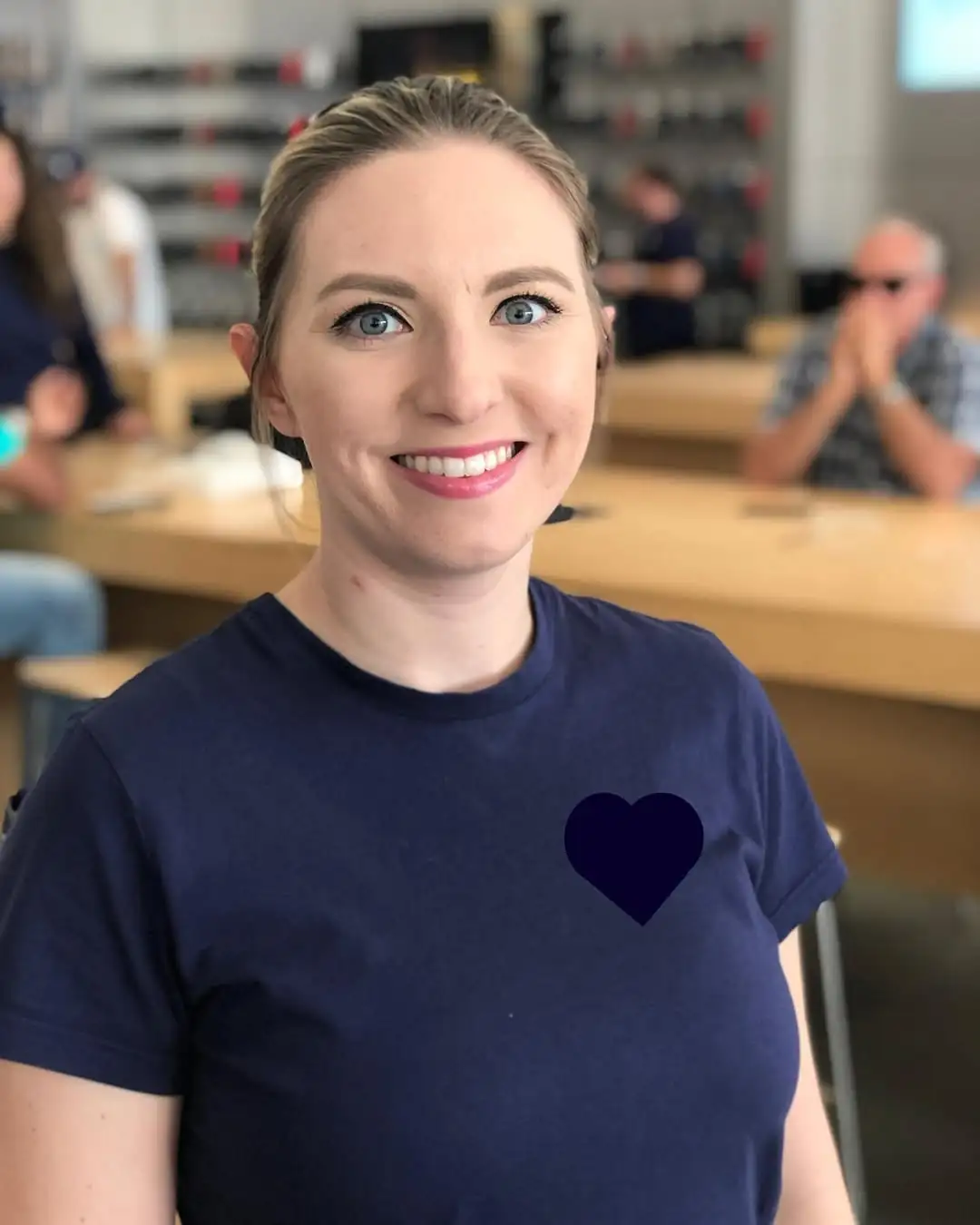 Mujer descubre cáncer tras meses de dolor ignorado por médicos y muere ...