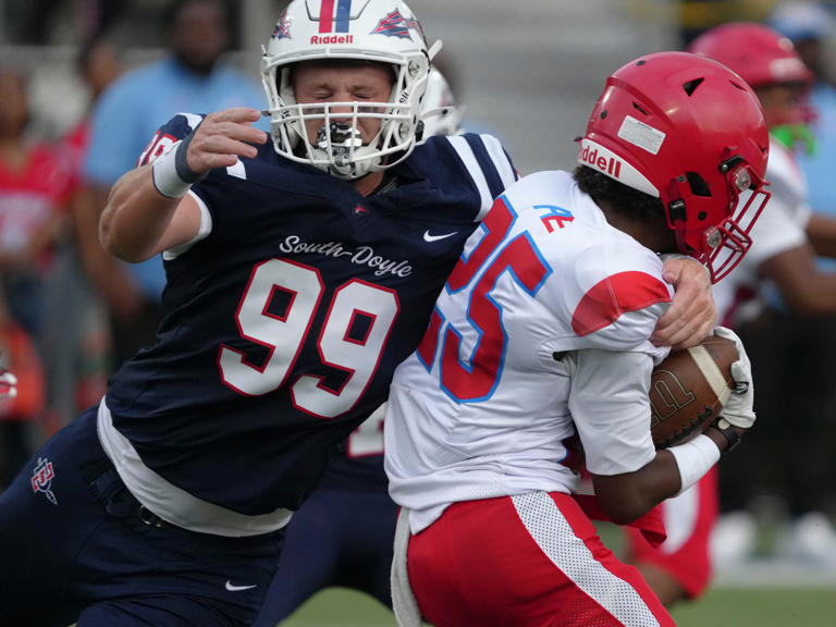 Tennessee high school football scoreboard for Week 1 of TSSAA season