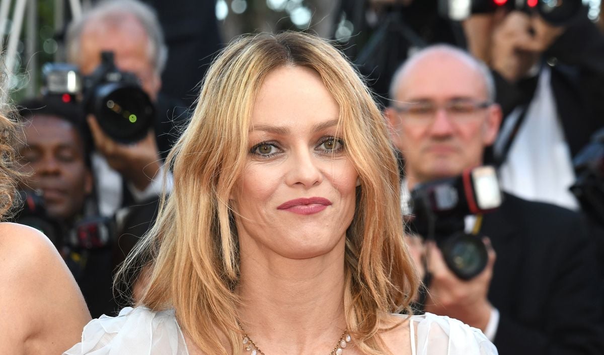 "Qu’est-ce qu’elle a pris cher" : À plus de 50 ans, Vanessa Paradis ...