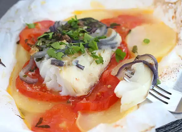 Papillote de bacalao