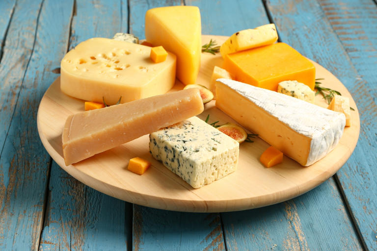 Grilled cheese is bad for your gut but unmelted cheddar is a different ...