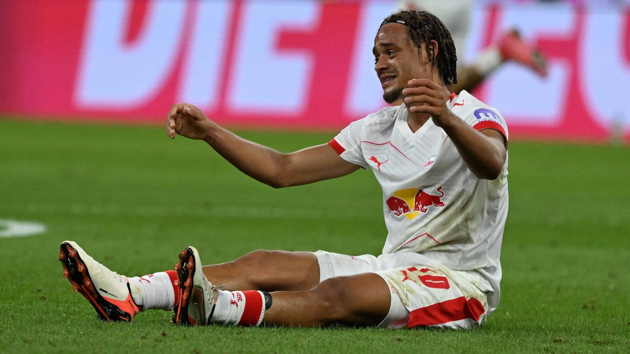RB Leipzig: Marcel Schäfer zu Wechsel von Xavi Simons - News vom 22.08.2025