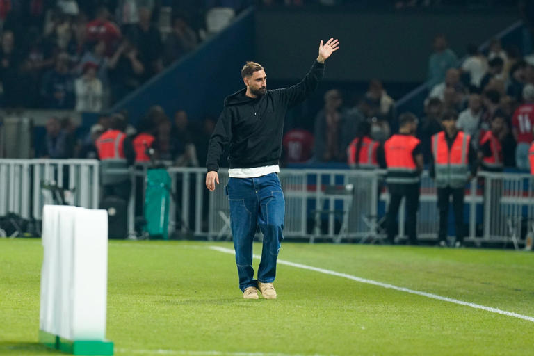 Sans forcer, le PSG fait le plein - Débrief et NOTES des joueurs (PSG 1 ...