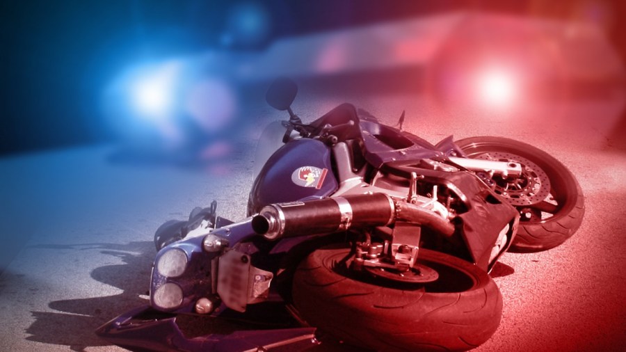 At least one person hurt in crash involving motorcycle on I-85 in Dinwiddie