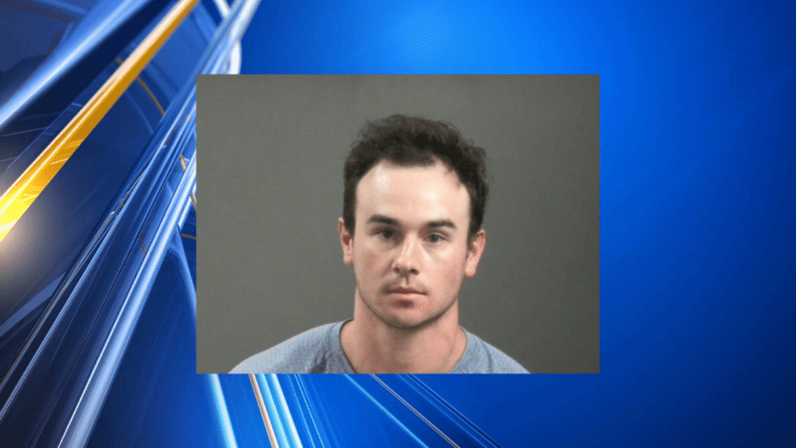 Former Razorbacks outfielder arrested for DWI