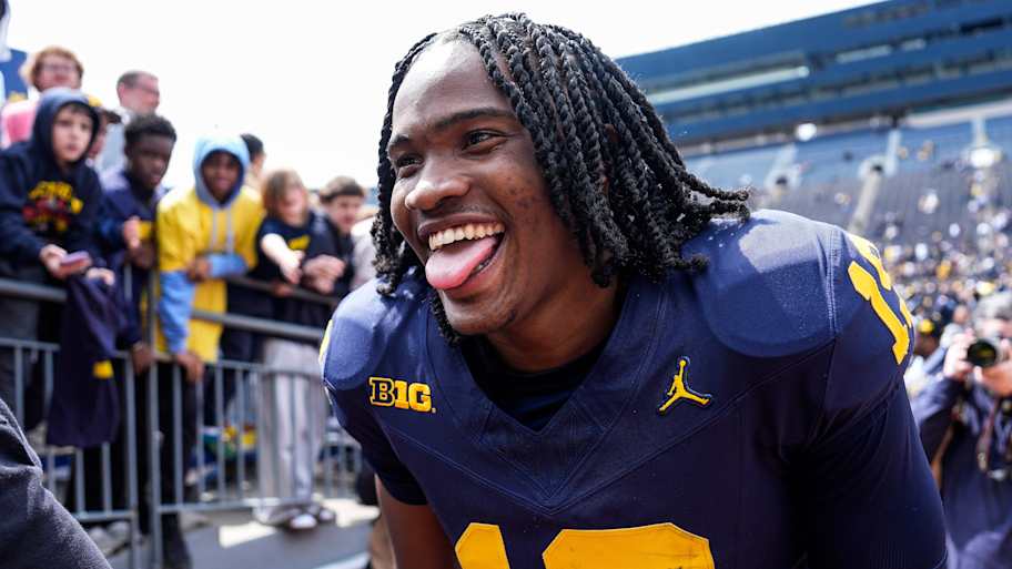 Bryce Underwood's NIL payments revealed, trails Carson Beck, tied with ...