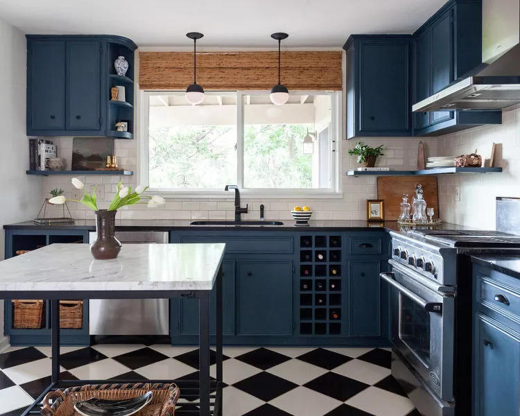 7 Model Kitchen Set Letter L yang Bikin Betah Masak Lama