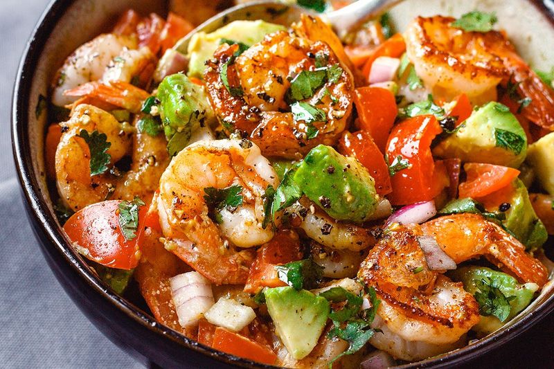 7 Avocado Recipes So Fresh And Easy You'll Want To Make Them Again
