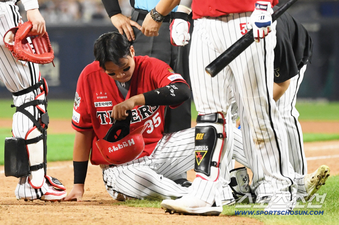 [포토] 154km 강속구에 맞은 KIA 오선우