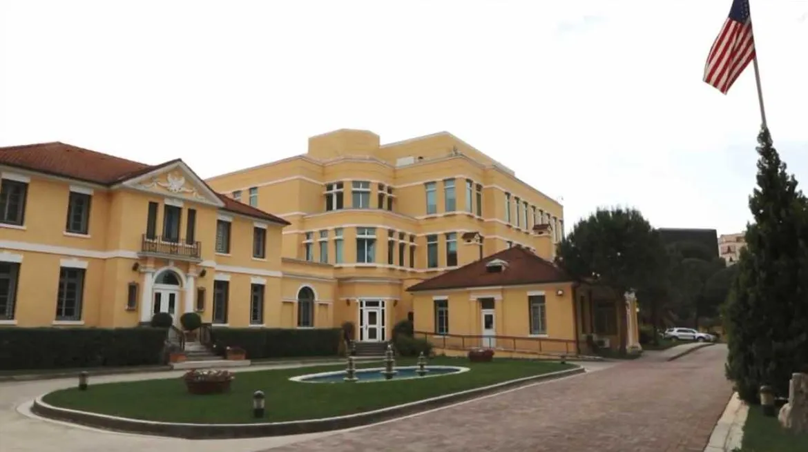 Γιατί οι Ηνωμένες Πολιτείες δεν στέλνουν πρεσβευτή σε Αλβανία, Κόσοβο ...