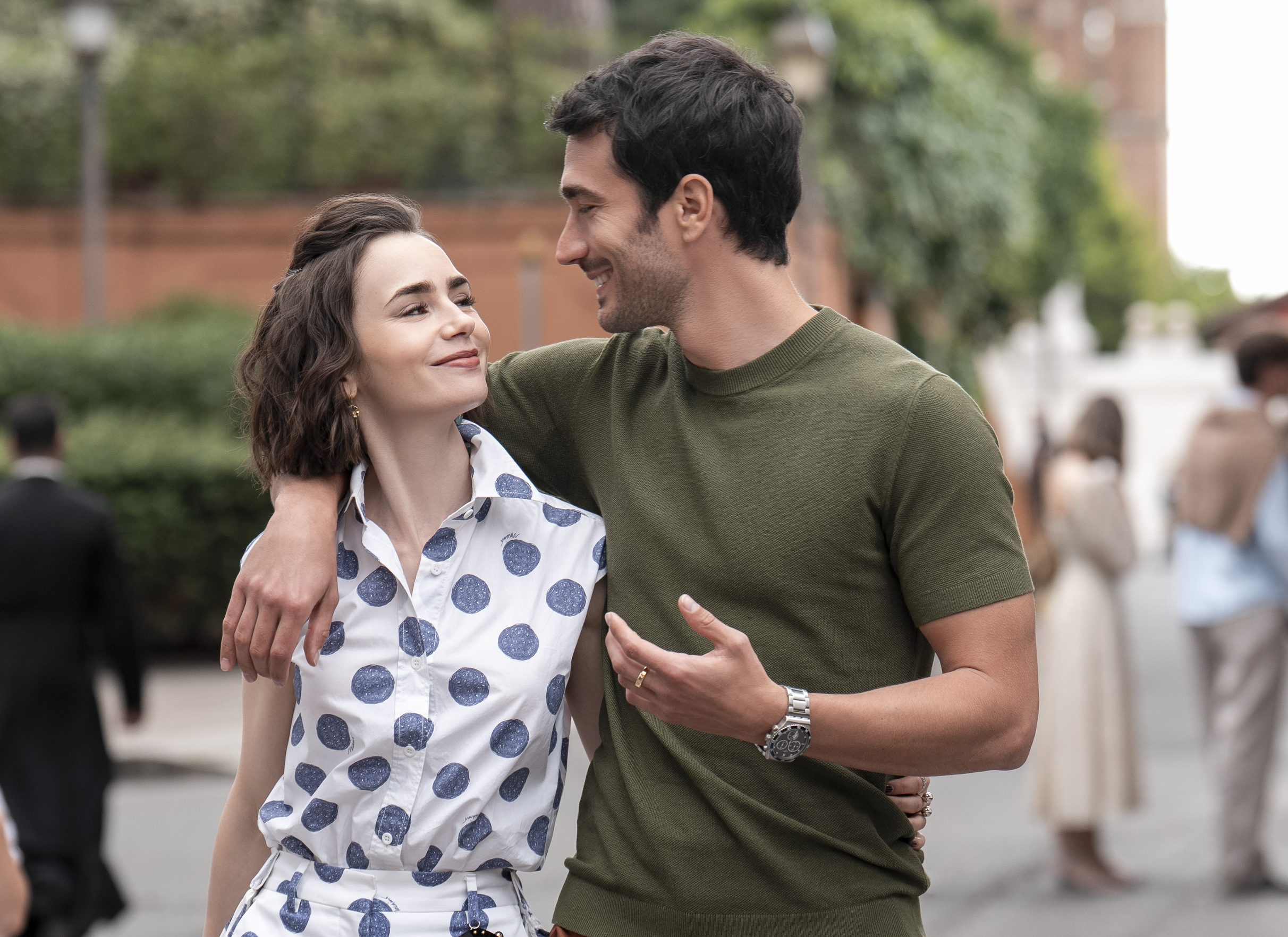 ‘Emily in Paris’ Season 5 Photos: All New Scene Pics From Italy