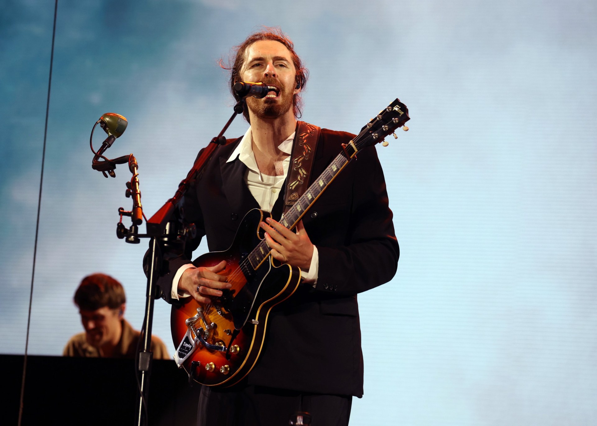 BBC explains why Hozier was cut from Reading coverage