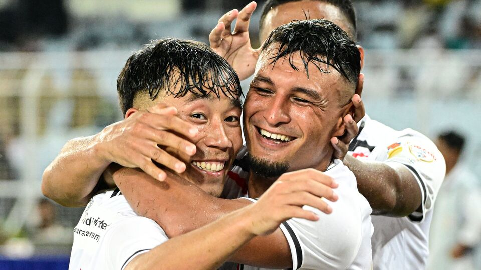 NorthEast United FC retain Durand Cup title with 6-1 win over Diamond ...