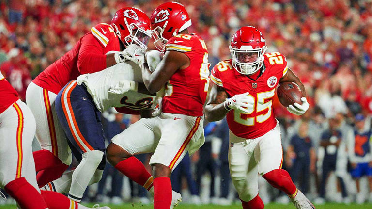 Chiefs RB Elijah Mitchell continues to impress with preseason touchdown