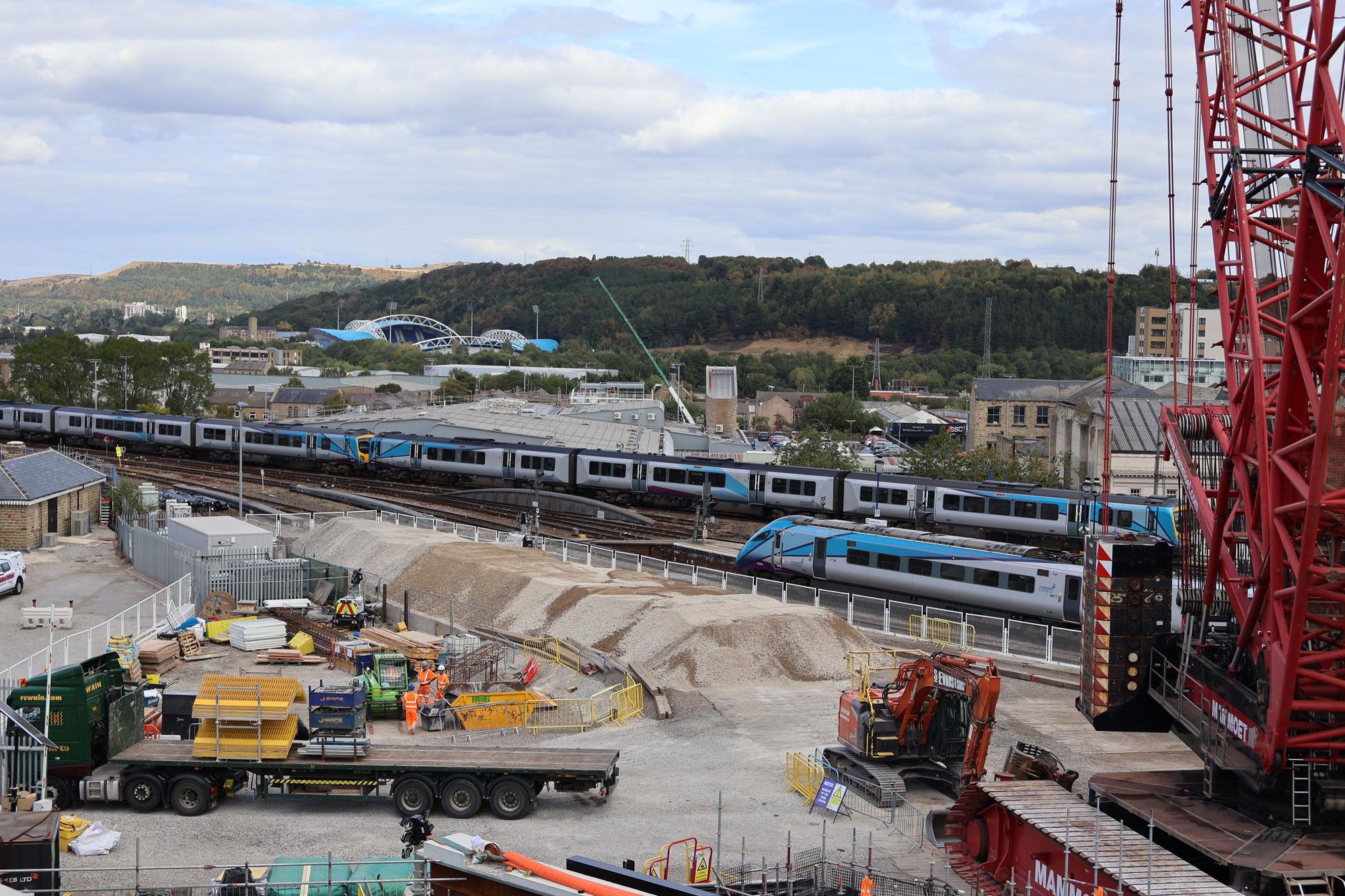 How long is Huddersfield station shut for: Calderdale train station set ...