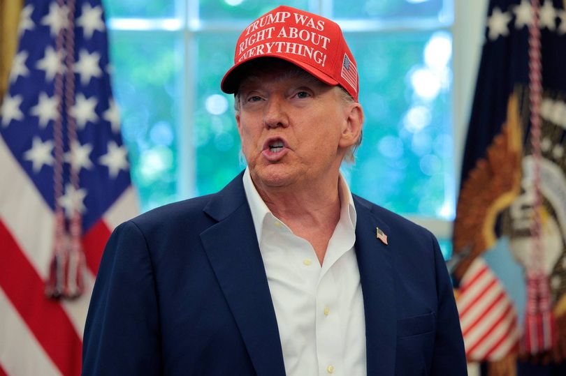 Donald Trump photo shows large mark on hand as fears swirl over his ...