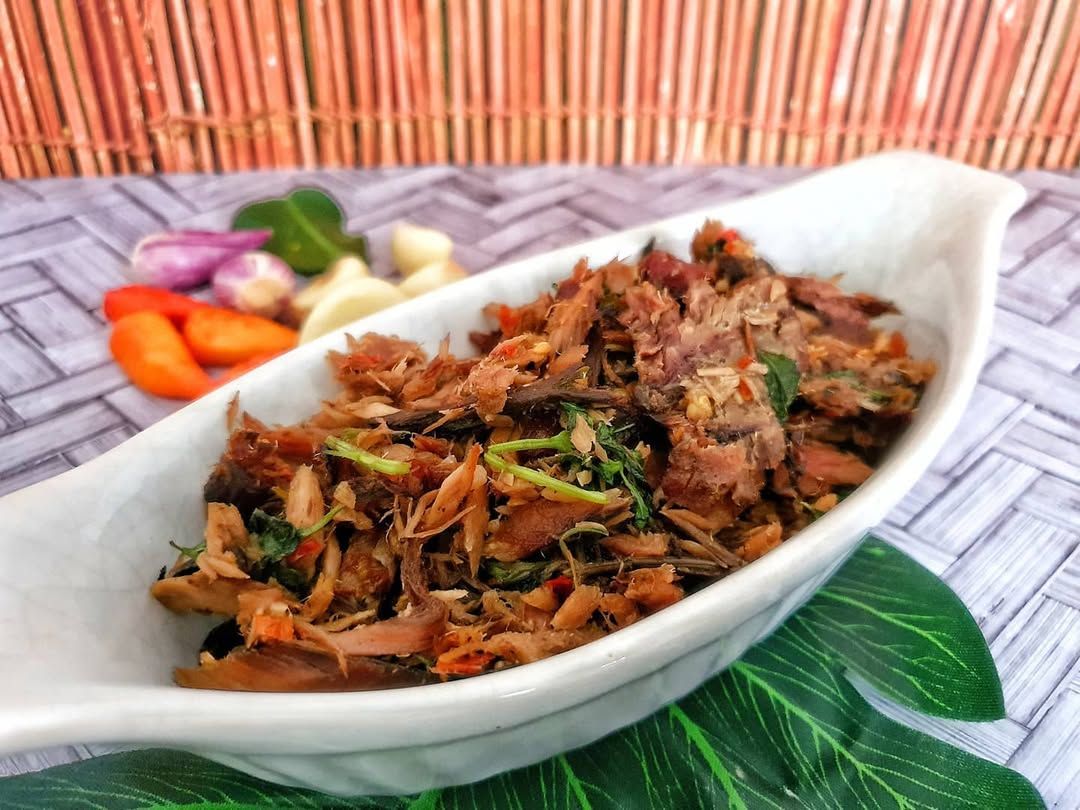 Cakalang Fufu, Ikan Asap Khas Sulawesi Utara yang Sensasi Pedasnya ...