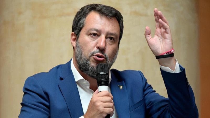 Cosa ha detto Salvini su Macron