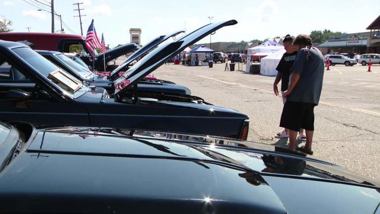 Metro Cruise highlights 28th Street’s role in local economy