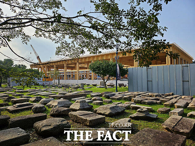 APEC 각국 정상들의 친교장소 만찬장 '공정률 63%' [TF사진관]