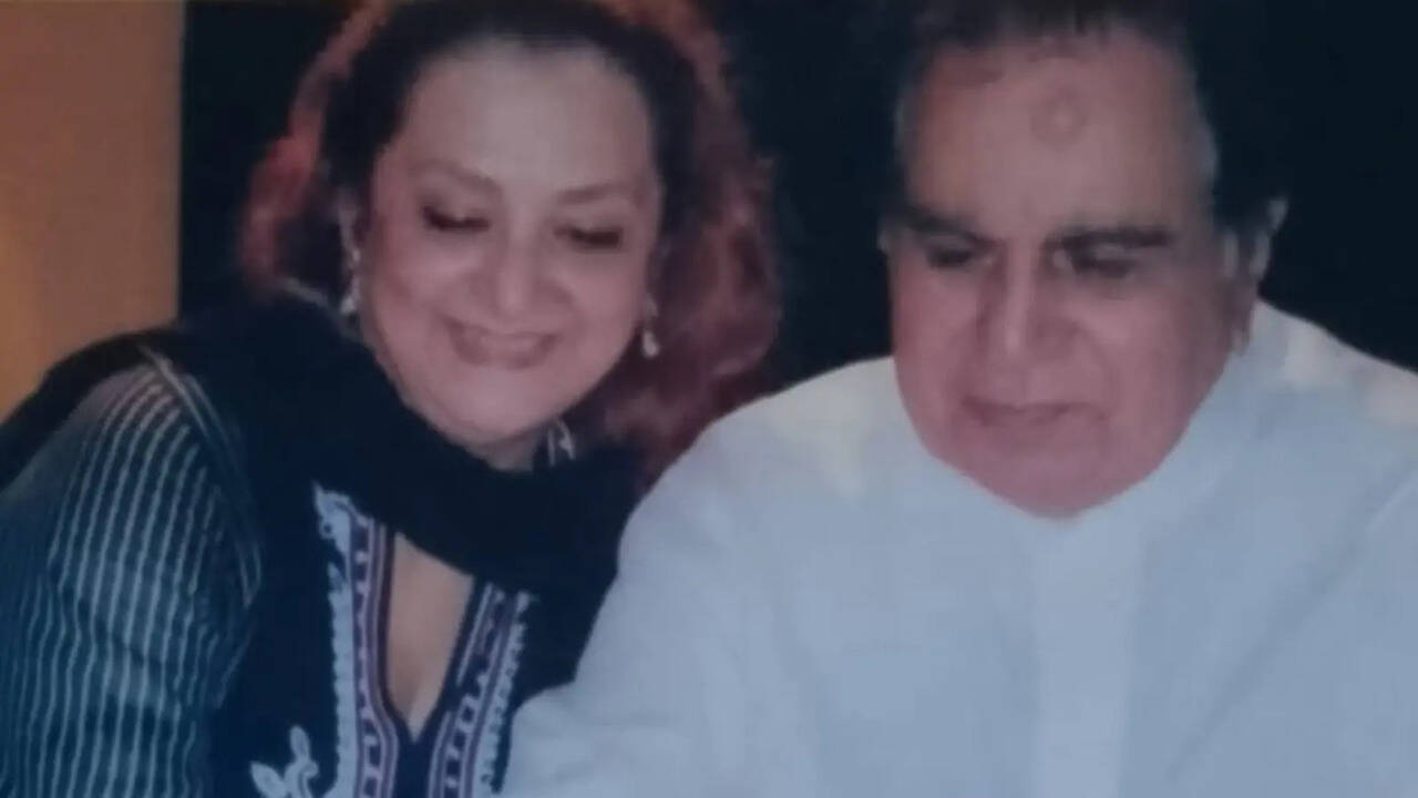 Saira Banu Posts Uncommon Photos With Dilip Kumar For His Birthday ...