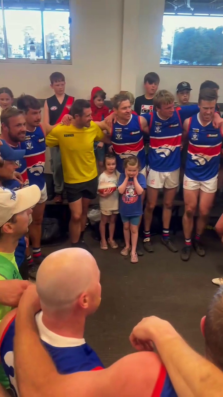 Daylesford sings the song after qualifying final win over Dunnstown