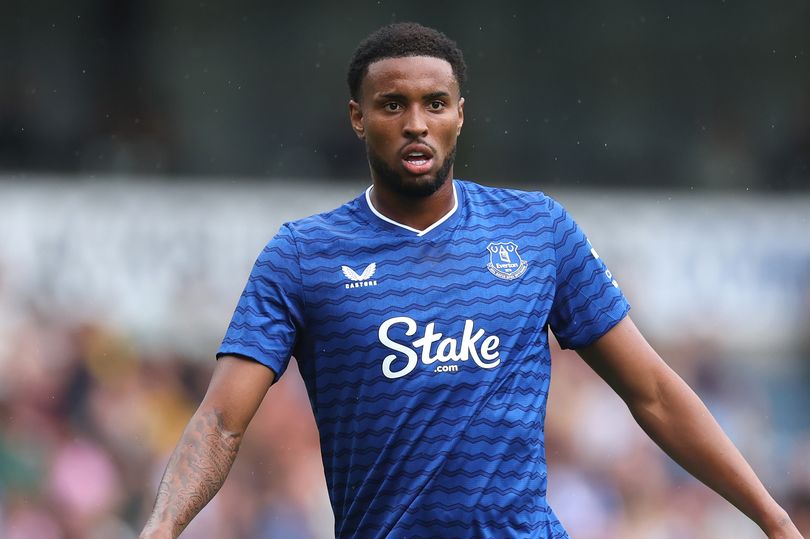 Mega Rangers transfer round up on 12 players as £18m man still going ...