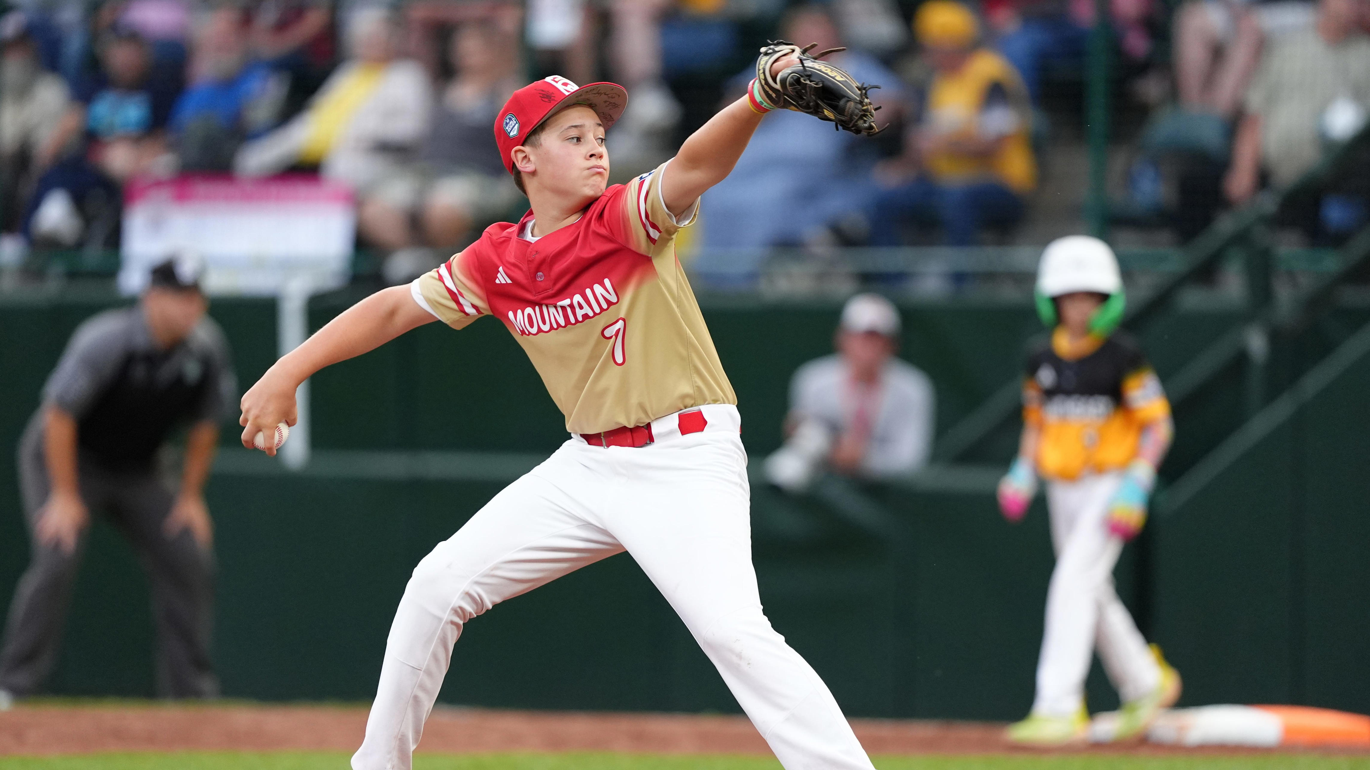 Little league pitchers are throwing harder than ever, here's how to ...