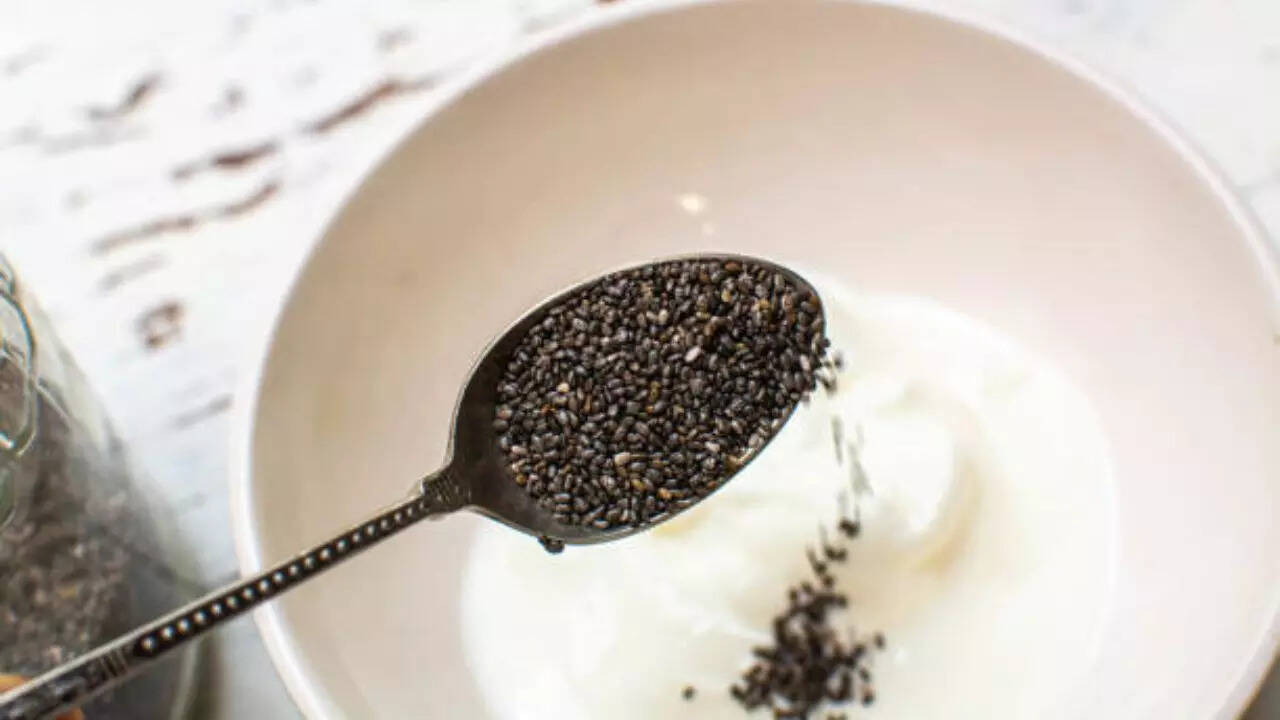 Gastroenterologist explains why chia seed and yogurt is a powerful ...