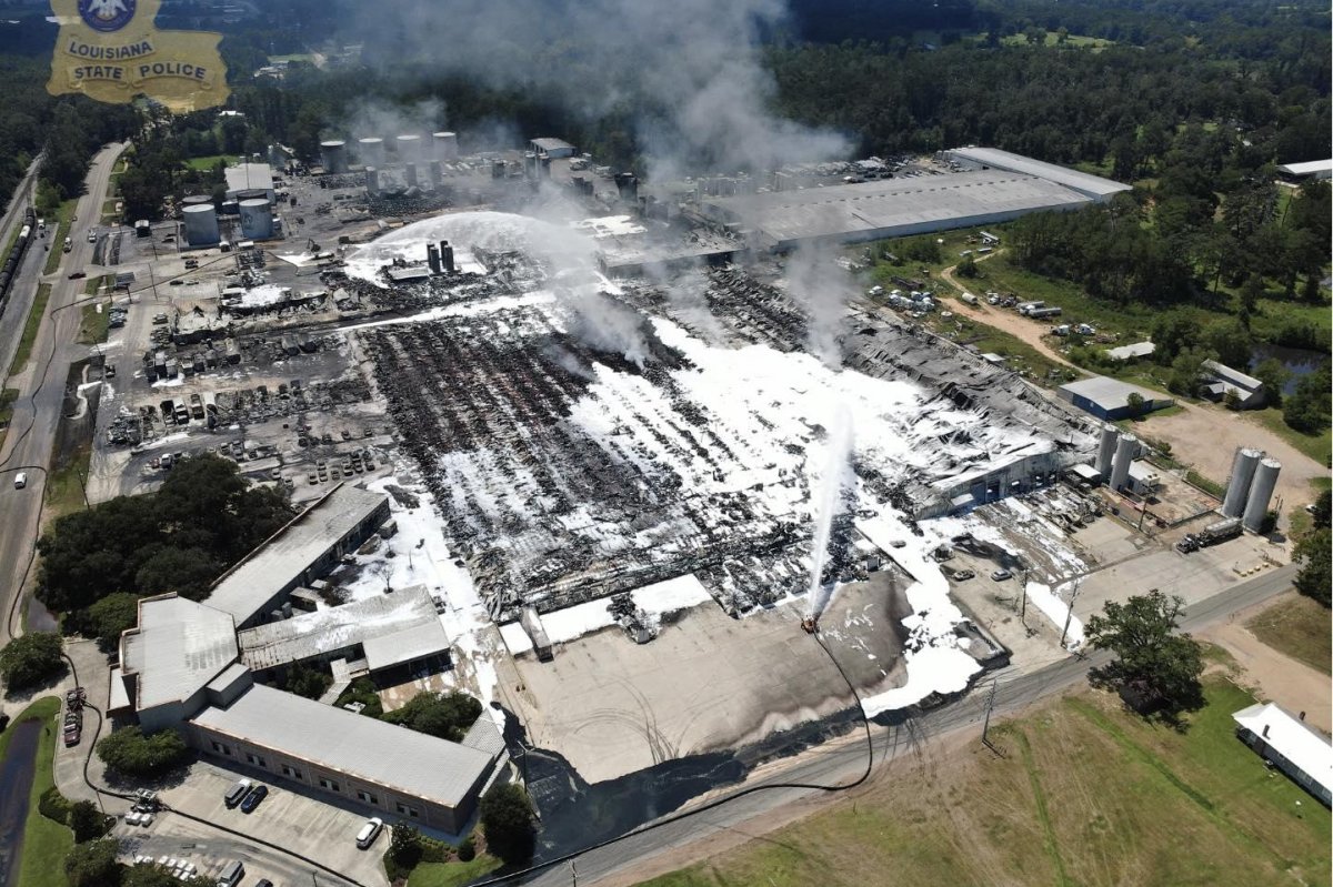 Mandatory evacuations remain day after Louisiana plant explosion
