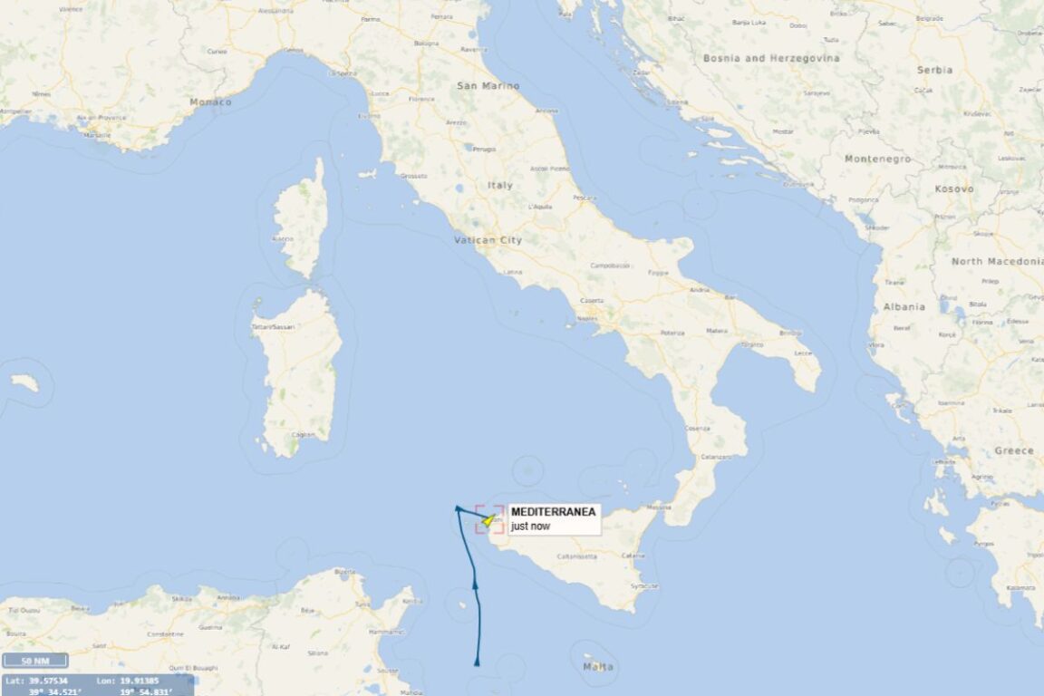 La nave Mediterranea sfida il Viminale e attracca a Trapani: «Disumano ...