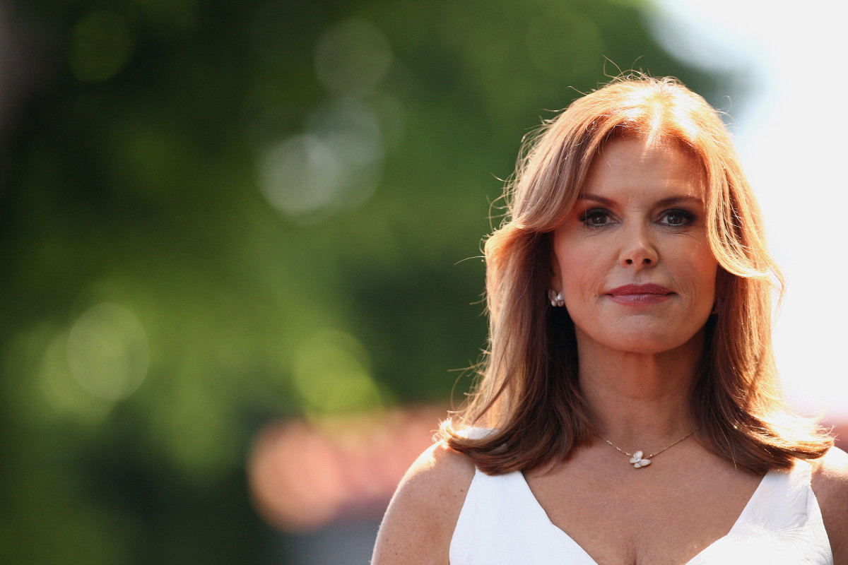 ‘Touched by an Angel’ Star Roma Downey, 65, Is a Bare-Faced Beauty ...