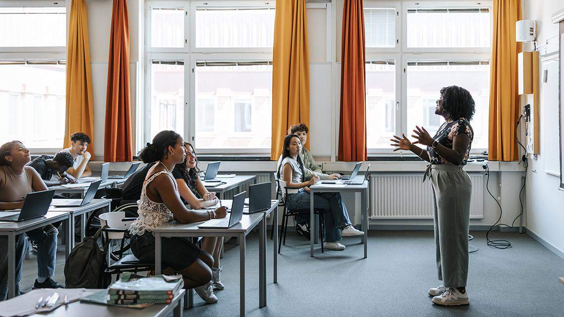 Does your child attend one of IL's 10 best middle schools? See US News ...