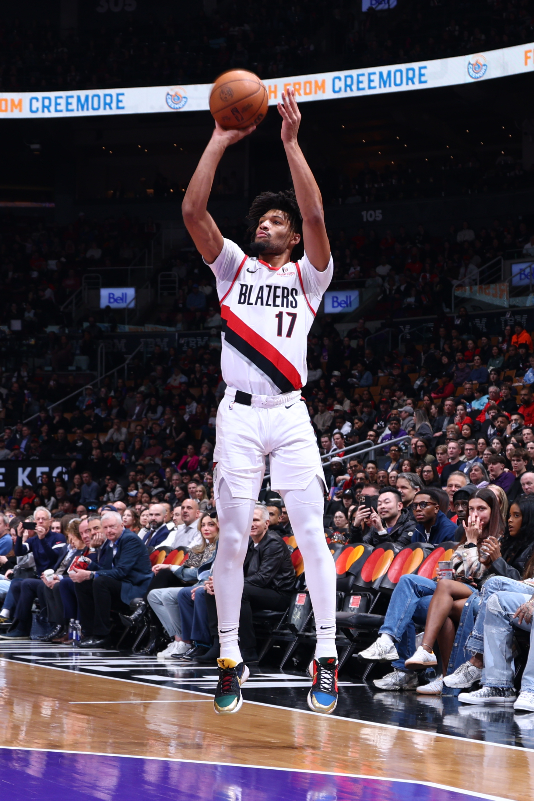 Sharpe Mixed Bag Among NBA Shooting Guards