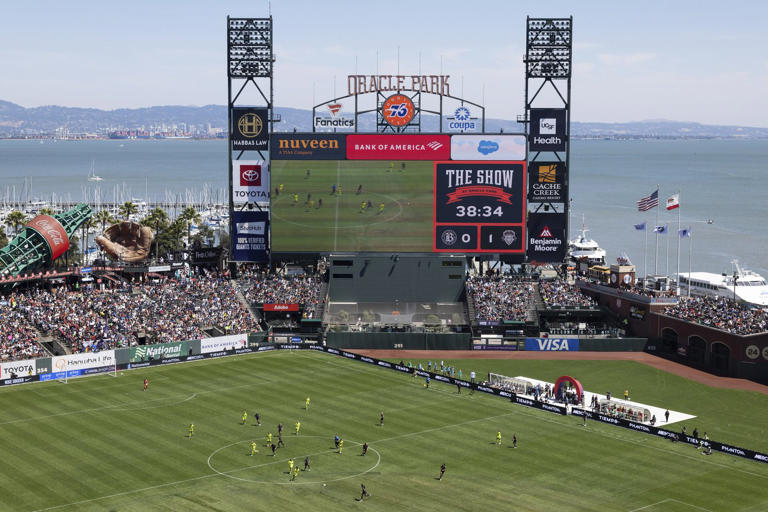 NWSL match at baseball's Oracle Park draws record crowd