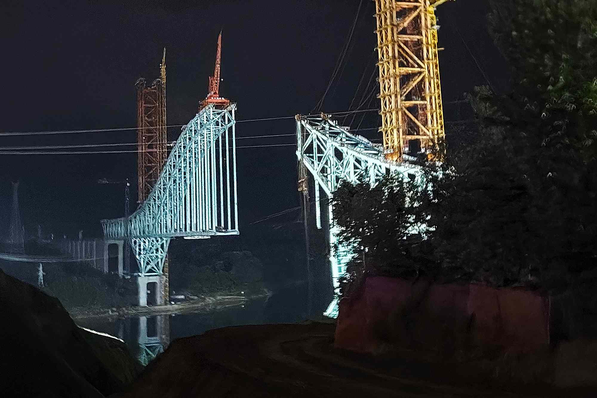 At Least 12 People Dead, 4 Missing After Bridge Collapses into a River ...