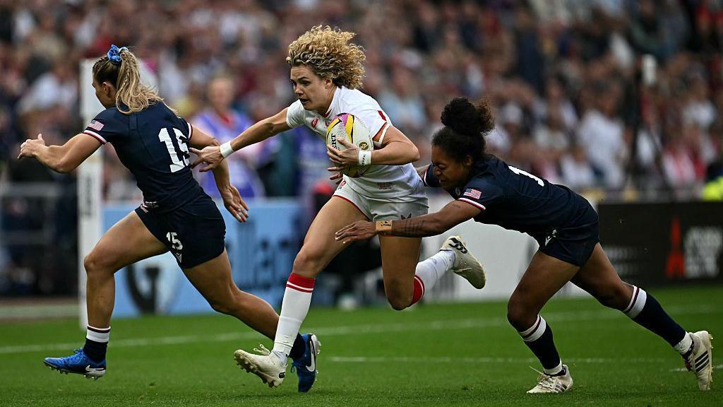 What are the positions in rugby union?