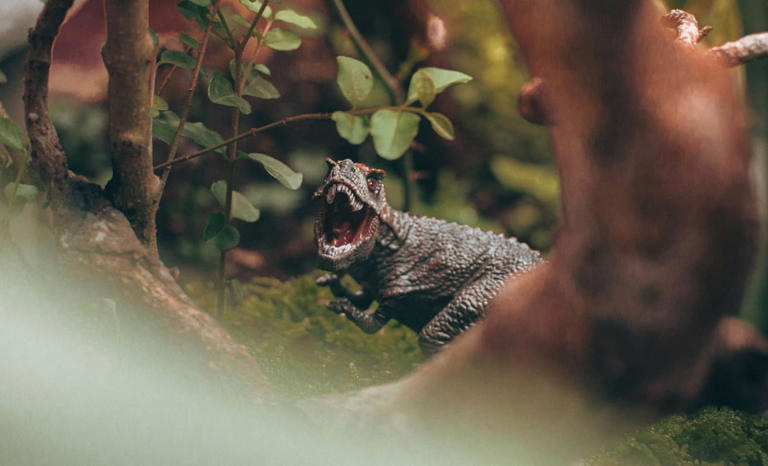 Scientists Uncover The Bizarre Sound Of Real Dinosaurs – Nothing Like ...