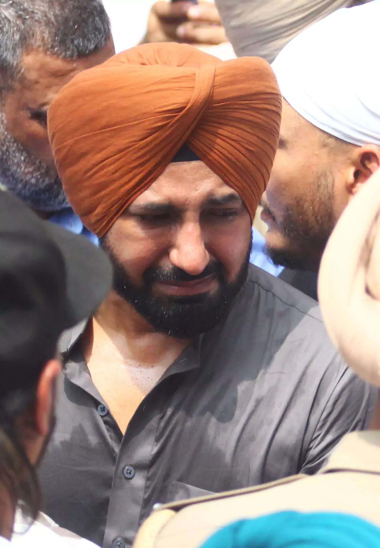 Punjab bids tearful adieu to beloved comedian Jaswinder Bhalla