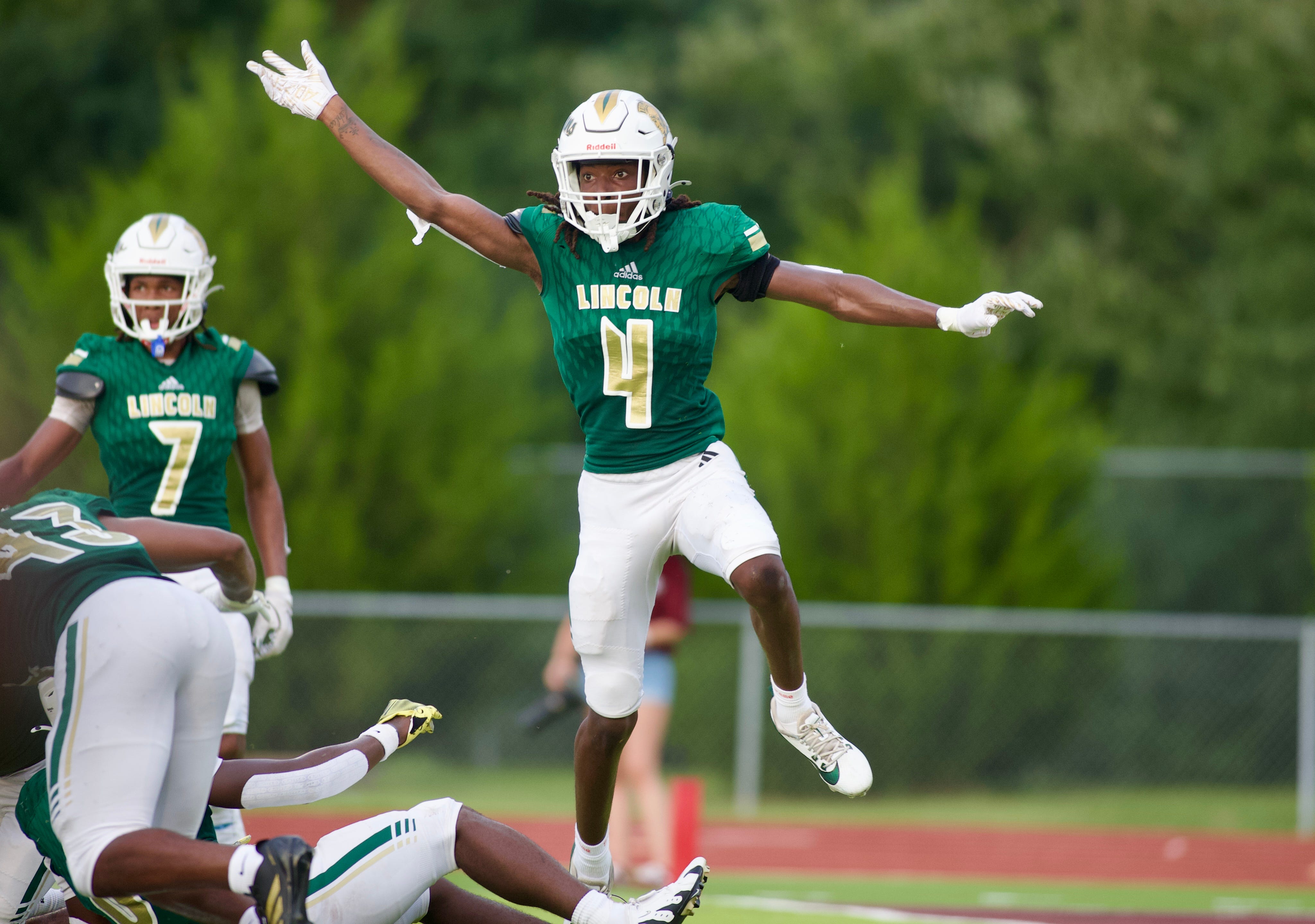 Big Bend high school football kickoff: Live score updates from week two ...