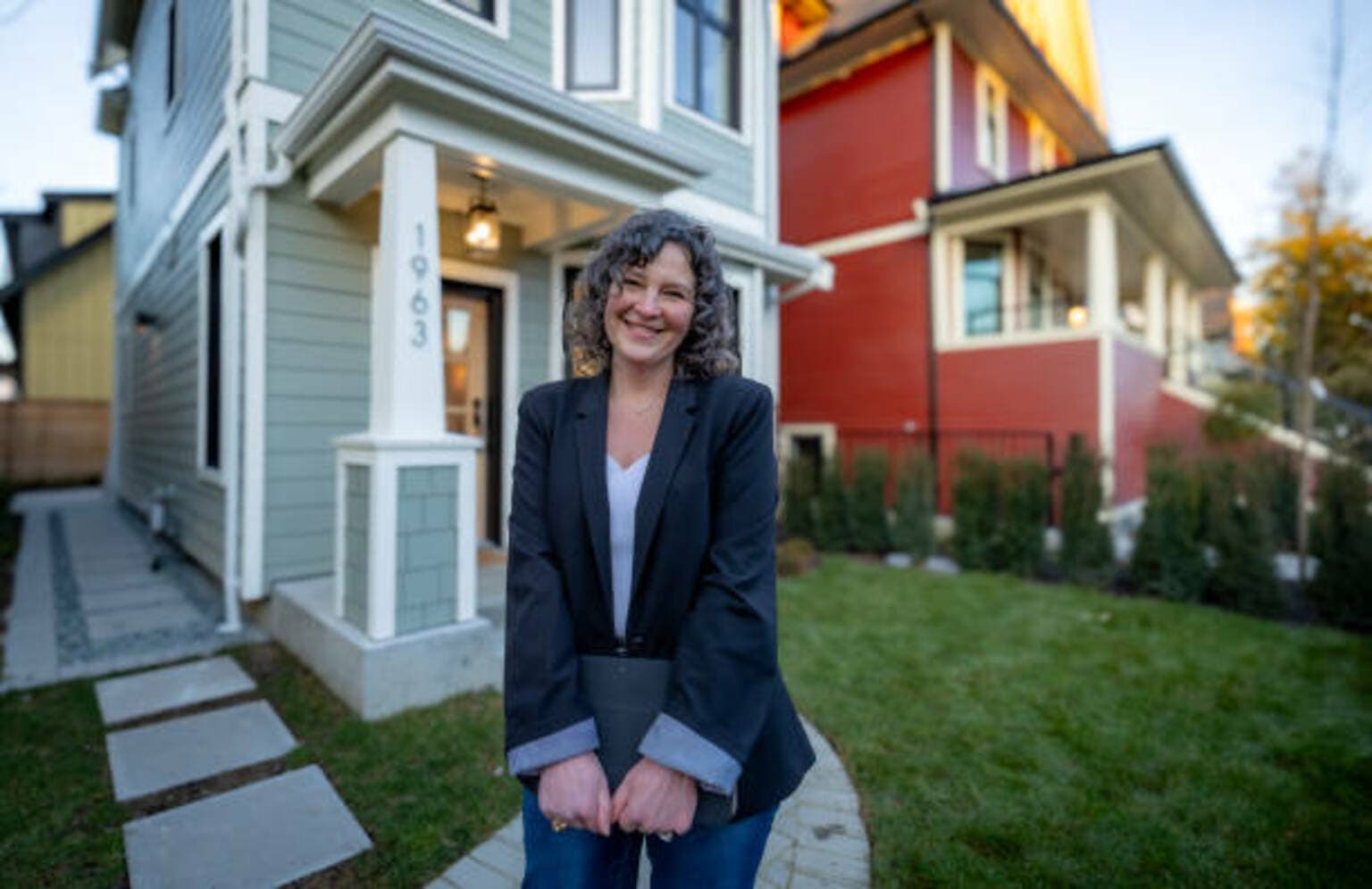 Real estate stocks outperform major market averages amid surging rate ...